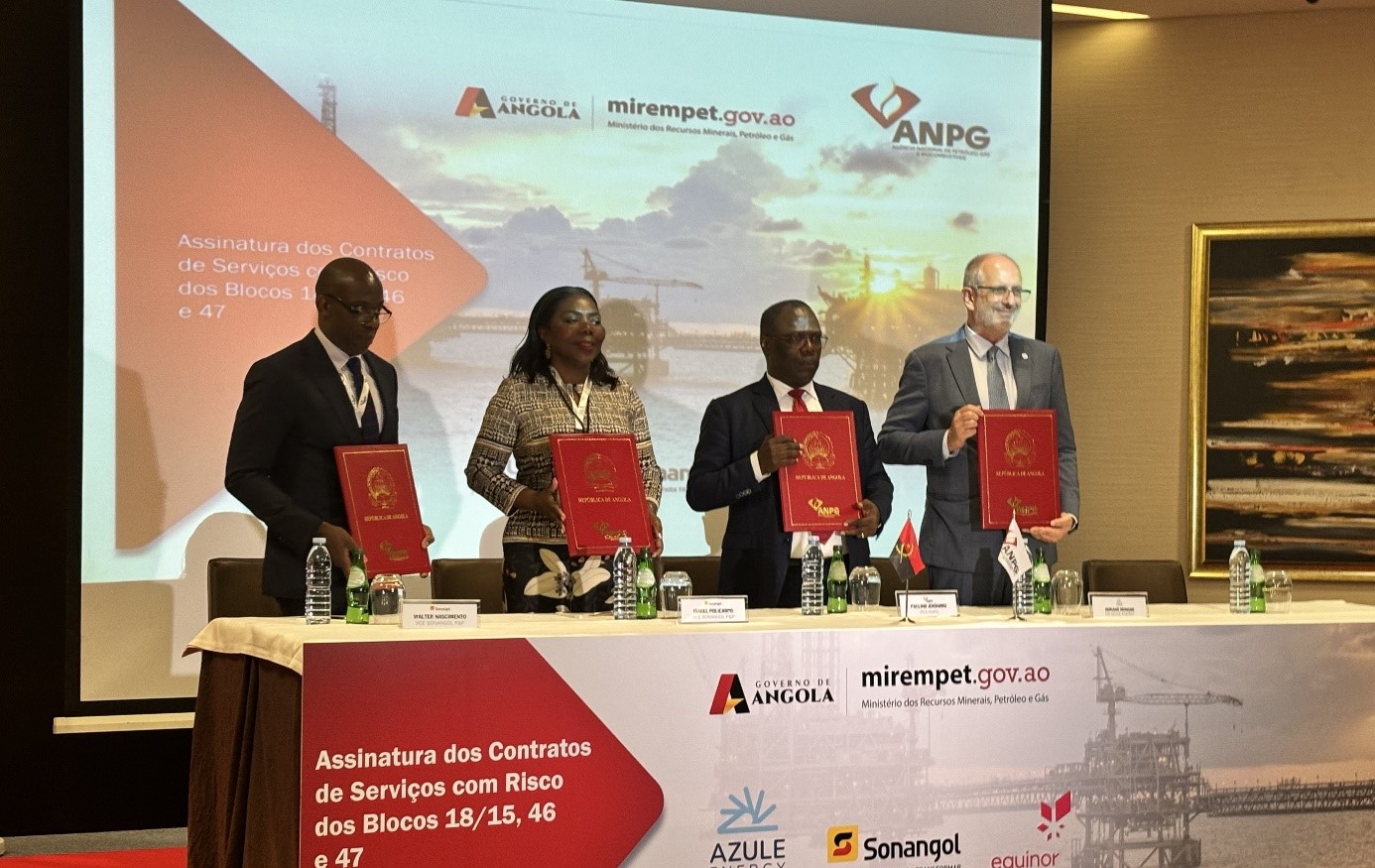 ANGOLA : Azule Energy et ANPG signent des contrats pour les blocs ...